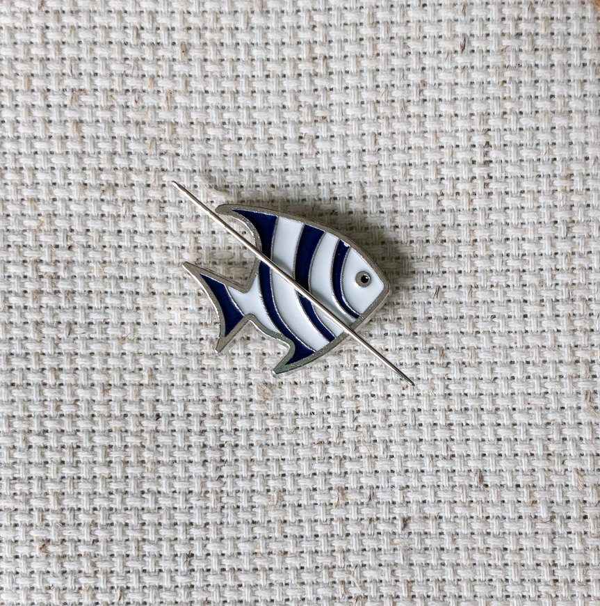 Striped Fish Enamel Needle Minder – StewArt Stitches
